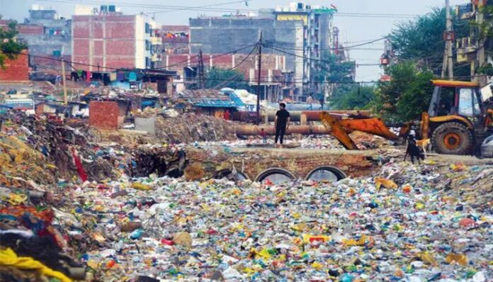 जगतपुरा ज़ोन में कचरा गाड़ी हड़ताल पर, घरों में लगे कचरे के ढेर ...